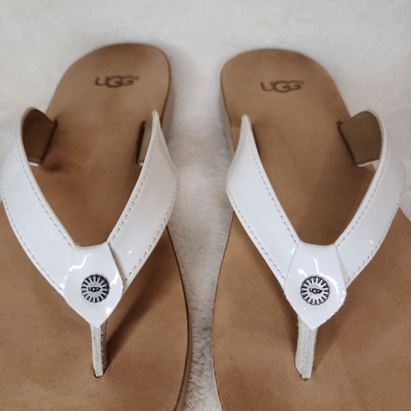 UGG | Shoes | Ugg Flip Flops | Poshmark